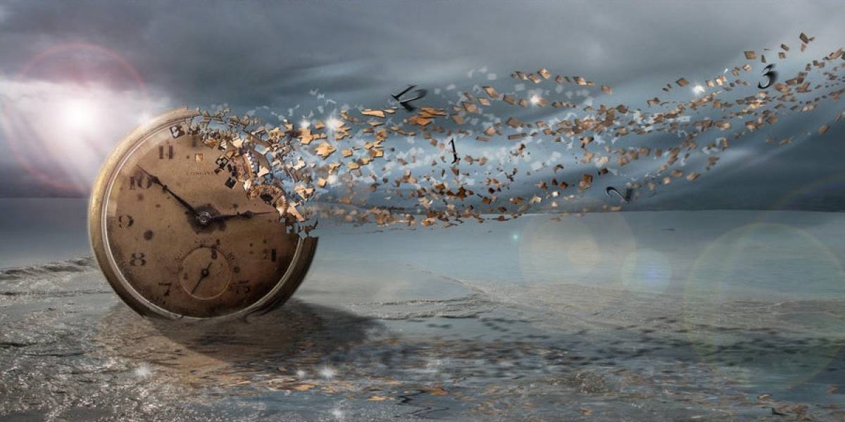 Time Travel – Emmy Em